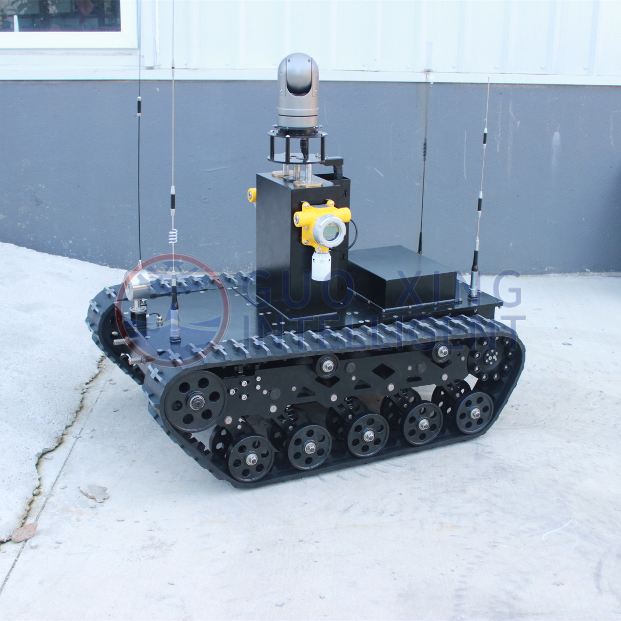 Stair Climbing Big Tracked Robot Chassis Safari - 900T from China ...